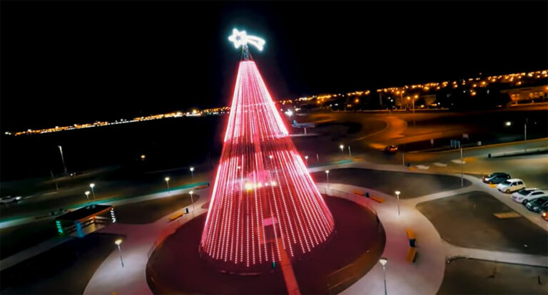 LED Mega Tree- How To Build Your RGB Mega Tree By Pixel Light